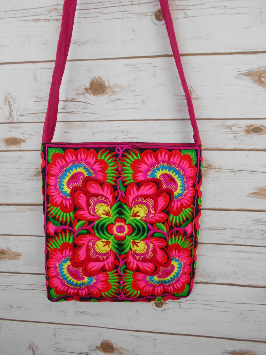 CC-002 FLOWERS HILL TRIBE CROSSBODY - BLACK – Siriwan Boutique